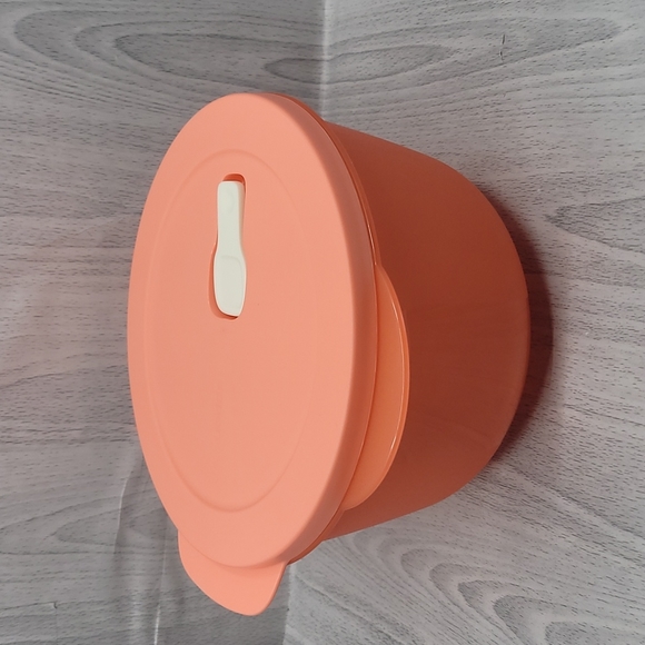Tupperware | Kitchen | Tupperware Crystalwave Plus 2l New | Poshmark
